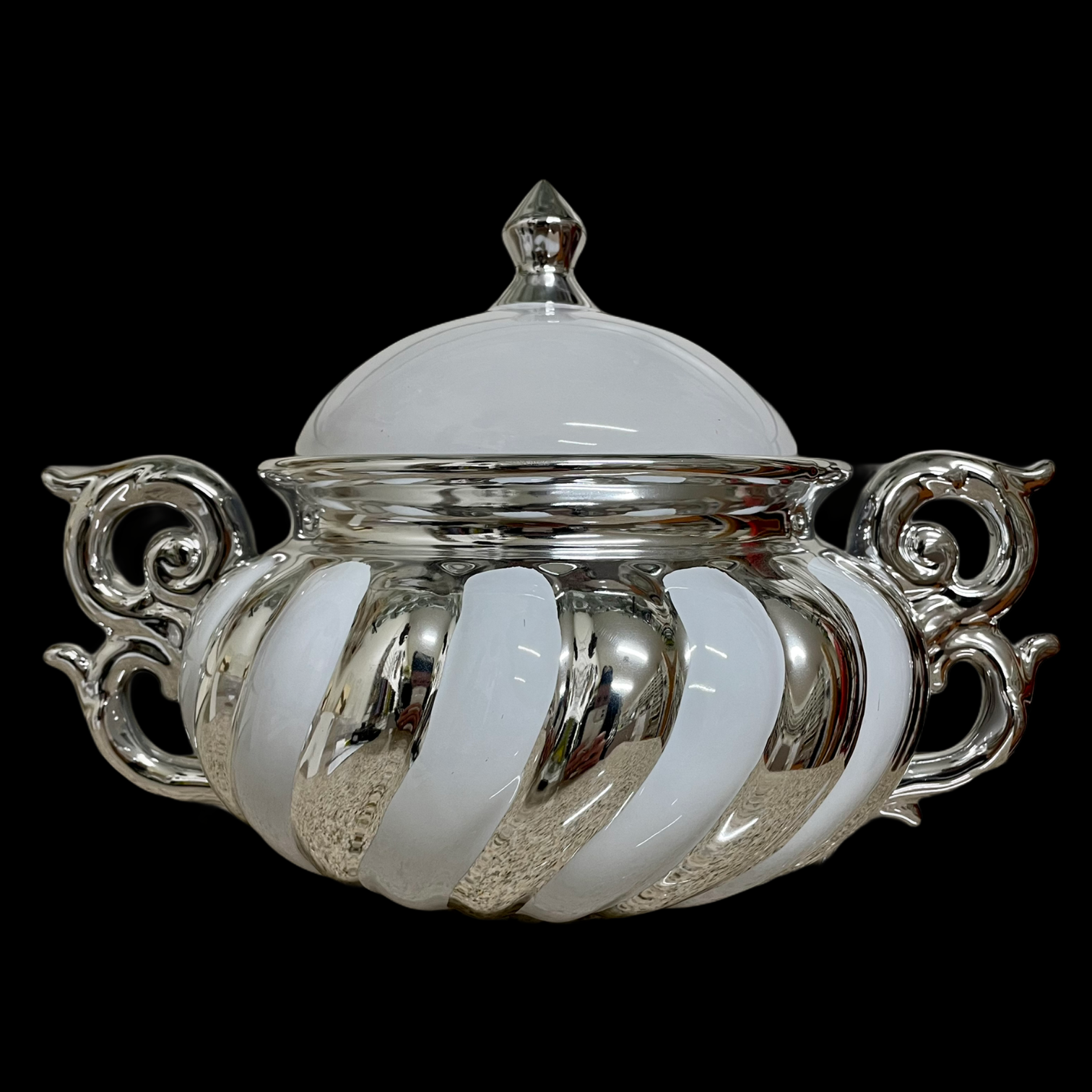 Sopera Obatala / Obatala pot / white | Botanica Iroko Farms